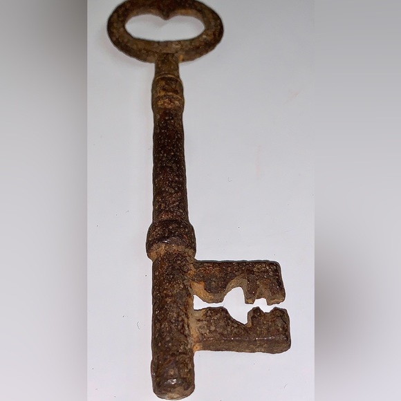 Art | Vintage 170s 18th Century Antique Solid Barrel Hand Wrought Iron ...